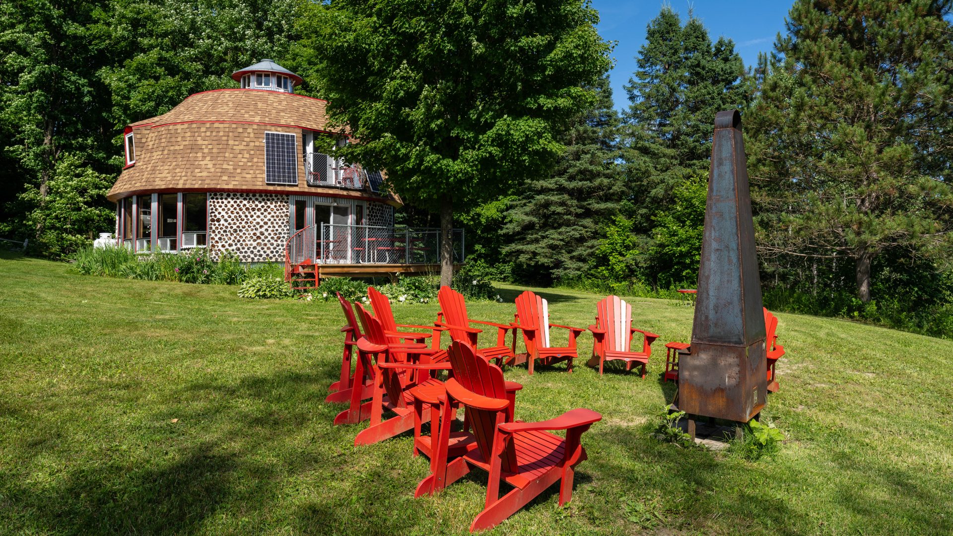 La Rotonde : l’éco-refuge à découvrir absolument ! - Le Baluchon Éco ...